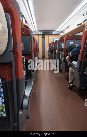 Bullet train (shinkansen), Kanazawa Station, Japan Stock Photo - Alamy