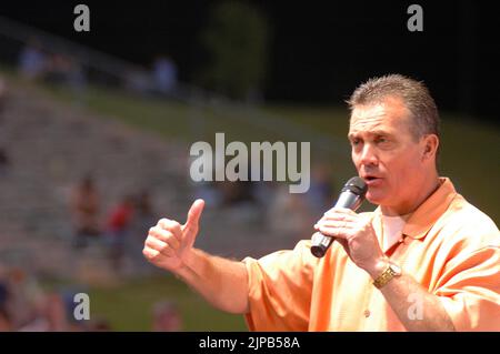 Preacher Rick Gage of his Atlanta Ministry and his revival to save ...