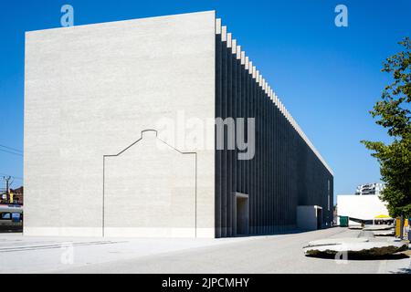 Plateforme 10 museum complex in Lausanne/Switzerland Stock Photo - Alamy