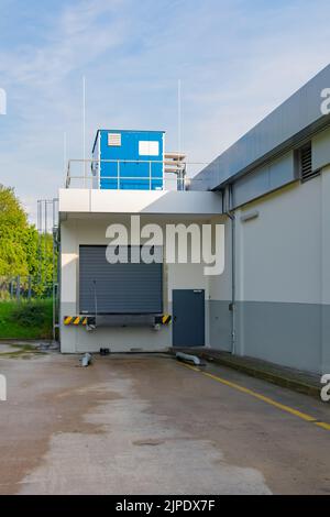 warehouse, loading ramp, warehouses, loading ramps Stock Photo - Alamy