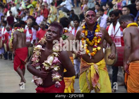 Guwahati, Guwahati, India. 17th Aug, 2022. Devotees perform Deodhani ...