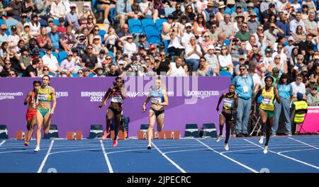 Jacinta Beecher, Beth Dobbin and Elaine Thompson-Herah competing in the ...