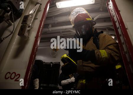 Pacific Ocean, repair locker, Sailors, tailored ship's training ...