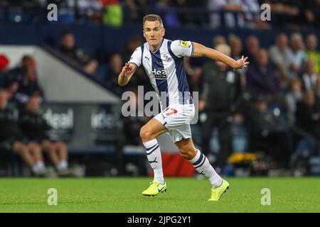 Jed Wallace #17 of West Bromwich Albion looks dejected during the Sky ...