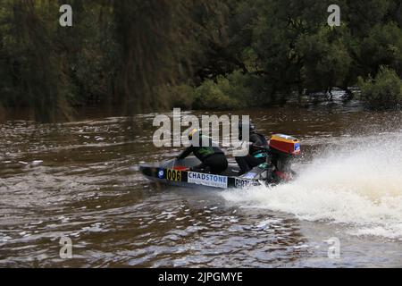 Power Boats Passing Through Swan Valley, Avon Descent 2022 Boat Race ...