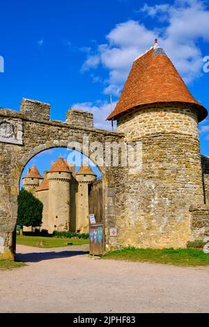 Medieval castle of Sarzay Stock Photo - Alamy
