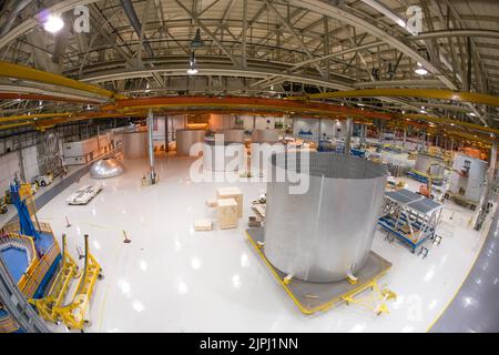 . Technicians at NASA’s Michoud Assembly Facility in New Orleans move ...