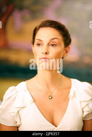 ASHLEY JUDD, FLYPAPER, 2011 Stock Photo - Alamy