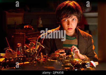ASA BUTTERFIELD, HUGO, 2011 Stock Photo - Alamy