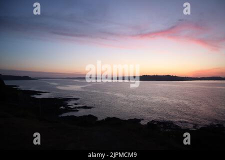 Summer solstice dawn sunrise Cornwall Stock Photo - Alamy