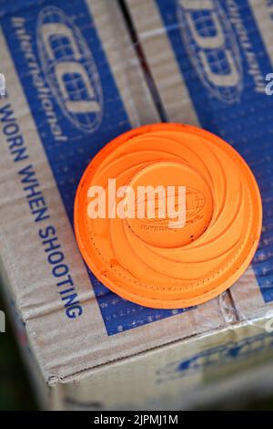 Clay pigeon shooting disc Stock Photo - Alamy