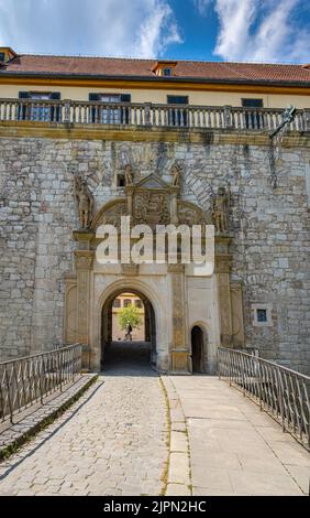 View of the inner castle gate of Hohentübingen Castle, Tübingen. Baden ...