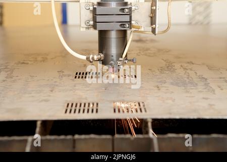 cnc plasma cutting machine cuts metal Stock Photo - Alamy