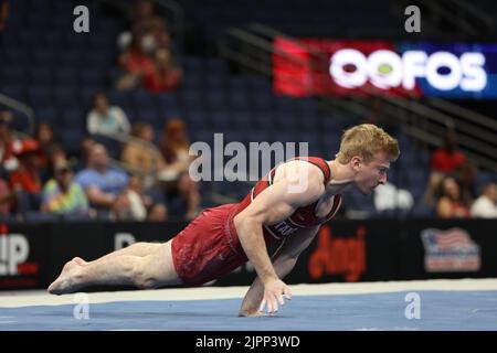 August 18, 2022: Riley Loos from Stanford competes during men's ...
