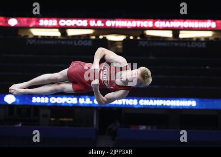 August 18, 2022: Riley Loos from Stanford competes during men's ...