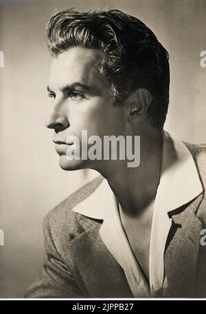 Esther Williams & Fernando Lamas Film Dangerous When Wet (1953 ...