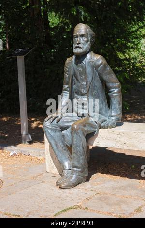 Ernst Abbe Bronze Statue by Klaus-Dieter Locke, Jena Zeiss Planetarium ...