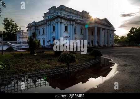 People also ask Can we visit Quaid-e-Azam Library? When was Quaid-e ...