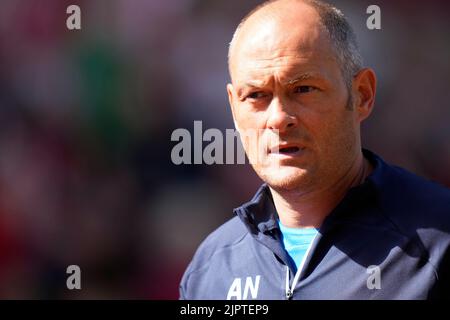 Alex Neil manager of Sunderland before the game Stock Photo - Alamy