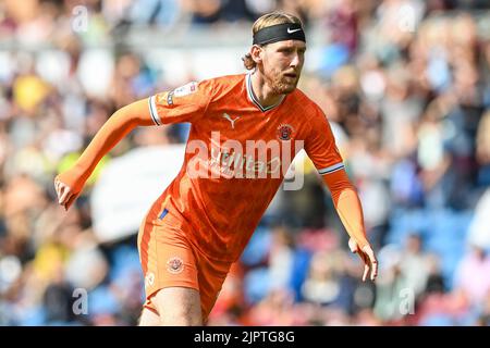Josh Bowler #11 of Blackpool during the pre-game warmup Stock Photo - Alamy