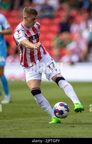 Stoke, UK. 20th August 2022; Bet365 Stadium, Stoke, Staffordshire ...