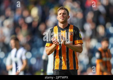Callum Elder #3 of Hull City applauds the fans in, on 9/28/2021. (Photo ...