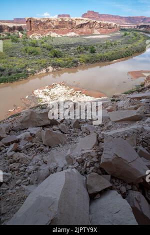 Rockslide along the Green River, Canyonlands National Park, Utah Stock ...