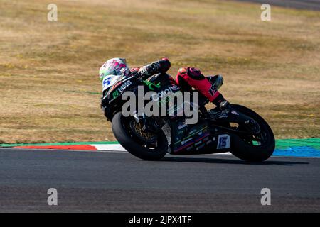 Harvey Claridge 16 Go Racing SGR British Super Bikes GP2 Thruxton 2022 ...