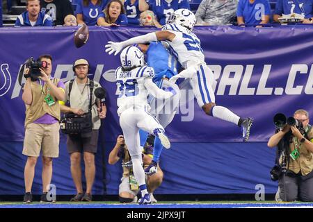 Indianapolis Colts safety Nick Cross (20) warms up before an NFL ...
