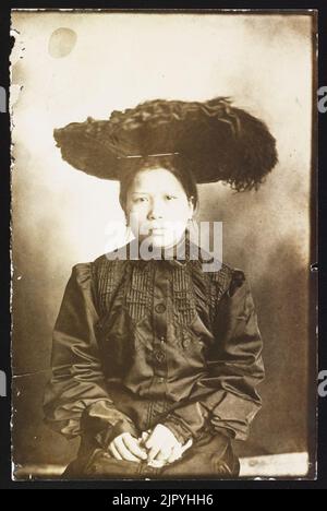 Mock Duck, leader of Hip Sing Tong organization in Chinatown, New York ...