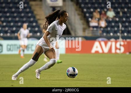 Ally Watt (33 Orlando Pride) during the National Women Soccer League ...