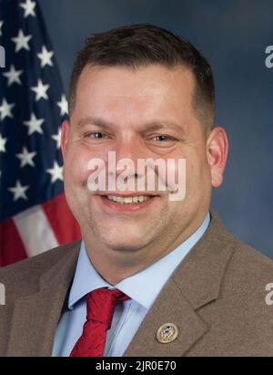 Tom Garrett official congressional photo Stock Photo - Alamy