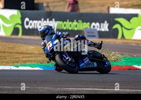 Tim Neave #14 Edwards Yamaha Pirelli Superstock National Championship ...