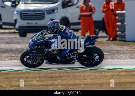 Tim Neave #14 Edwards Yamaha Pirelli Superstock National Championship ...