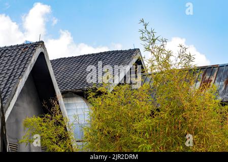 Japanese architectural style brick roof Stock Photo - Alamy