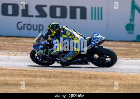 Jake Hopper #87 JMH Racing Pirelli Junior Superstock Thruxton 2022 ...