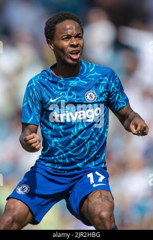 Raheem Sterling #17 of Chelsea during the Premier League match ...