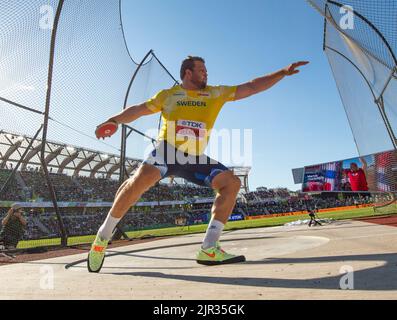 Daniel Ståhl of Sweden competing in the men’s discus at the World ...