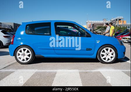 A Renault Clio second generation phase 2 blue color parked on the ...