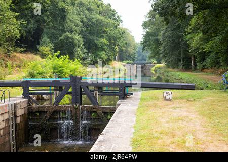 Tourist attraction at the locks of canal Hédé‑Bazouges, brittany ...