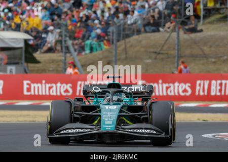 Lance Stroll (CDN) Aston Martin F1 Team AMR22. 11.09.2022. Formula 1 ...