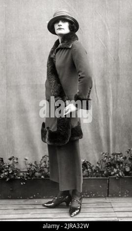 Greta Garbo 1923 as model for NK - Nordiska Kompaniet, Stockholm ...