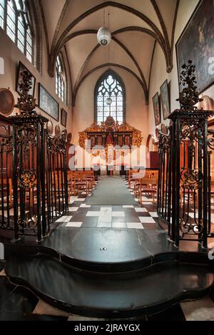 Side of gothic Saint Martin's Church in Colmar, France Stock Photo - Alamy