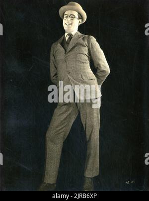 Vintage photo - famous actor Harold Lloyd in Never Weaken 1921 Stock ...