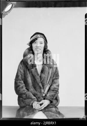 Woman, Wellington, by Cuba Photographic Studio Stock Photo - Alamy