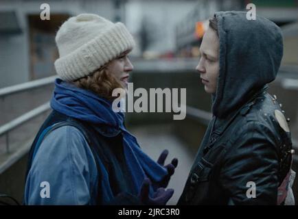 GIRL PICTURE, (aka TYTOT TYTOT TYTOT), Aamu Milonoff, 2022. © Strand ...