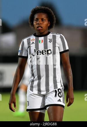 Lineth Beerensteyn of Juventus Women looks on during the UEFA Women's ...