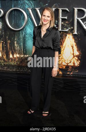 Lindsey Weber attends "The Lord Of The Rings: The Rings Of Power" New ...