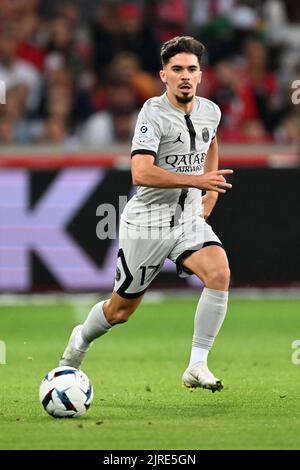 LILLE - V'tor Machado Ferreira Vitinha of Paris Saint-Germain during ...