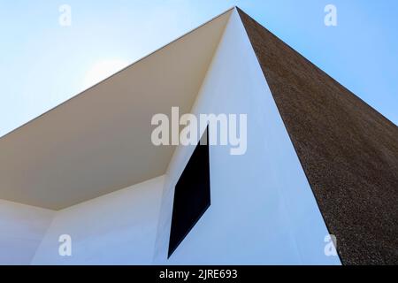 Fondation Laurenz Schaulager (Laurenz-Stiftung Schaulager). The ...